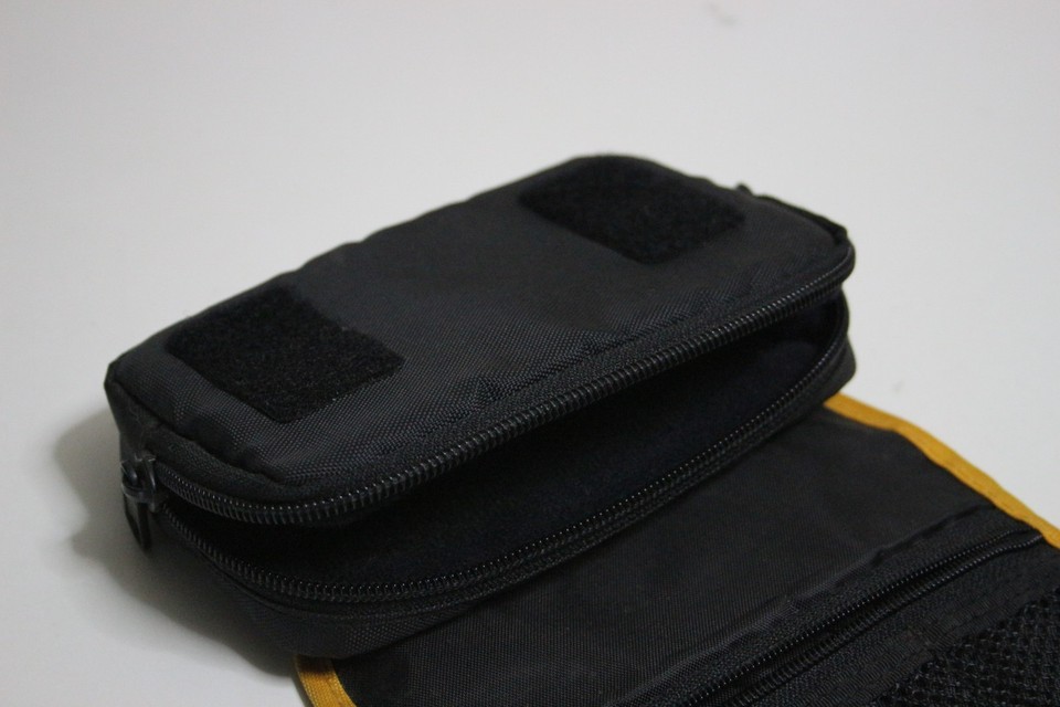 Pokemon Pikachu Carrying Case Pouch - Black | Yellow for Nintendo DSi ...