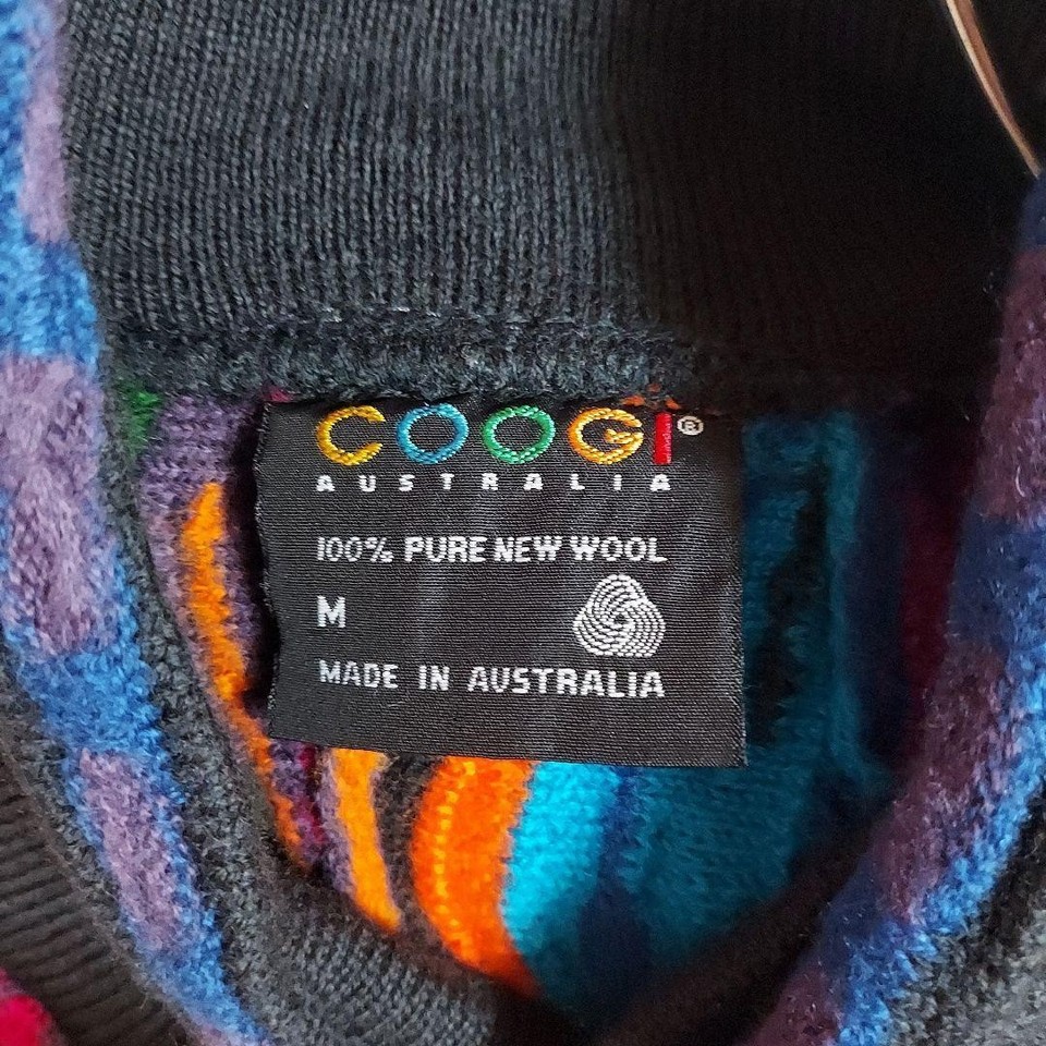 COOGI 3D Knit Design Knit Sweater Nice Color Size M Multicolor ...