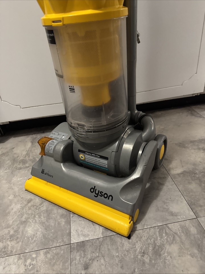Dyson dc 14 All floors vacuum cleaner Bagless HEPA filter telescopic ...