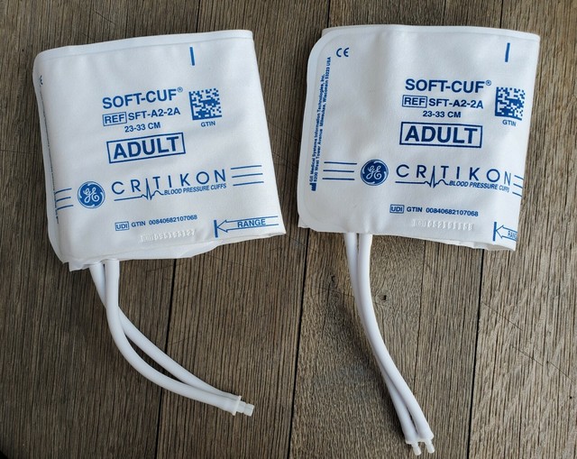 2 Adult GE Critikon Soft Blood Pressure Cuffs Medical SFT A2 2A 23 - 33 ...