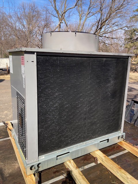 2020 Carrier Chiller Refrigeration Unit--Model 30RAP/10-Ton/Still in ...