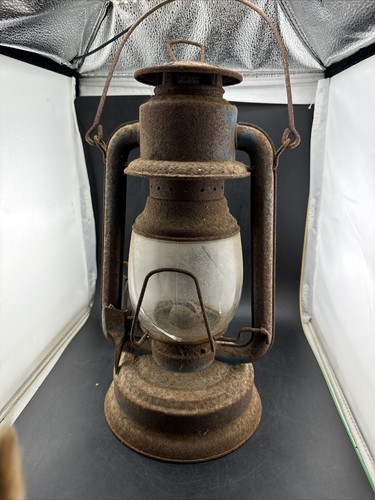 Triumph Kerosene Lantern, Embury No 2 Lantern, Cracked Globe Needs Work ...