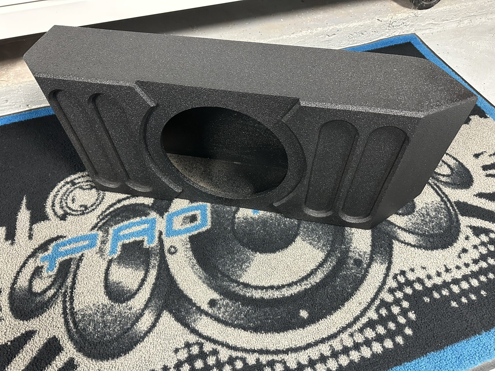 2018-25 Jeep Wrangler JL/JLU 12” Tailgate Subwoofer Enclosure Box | eBay