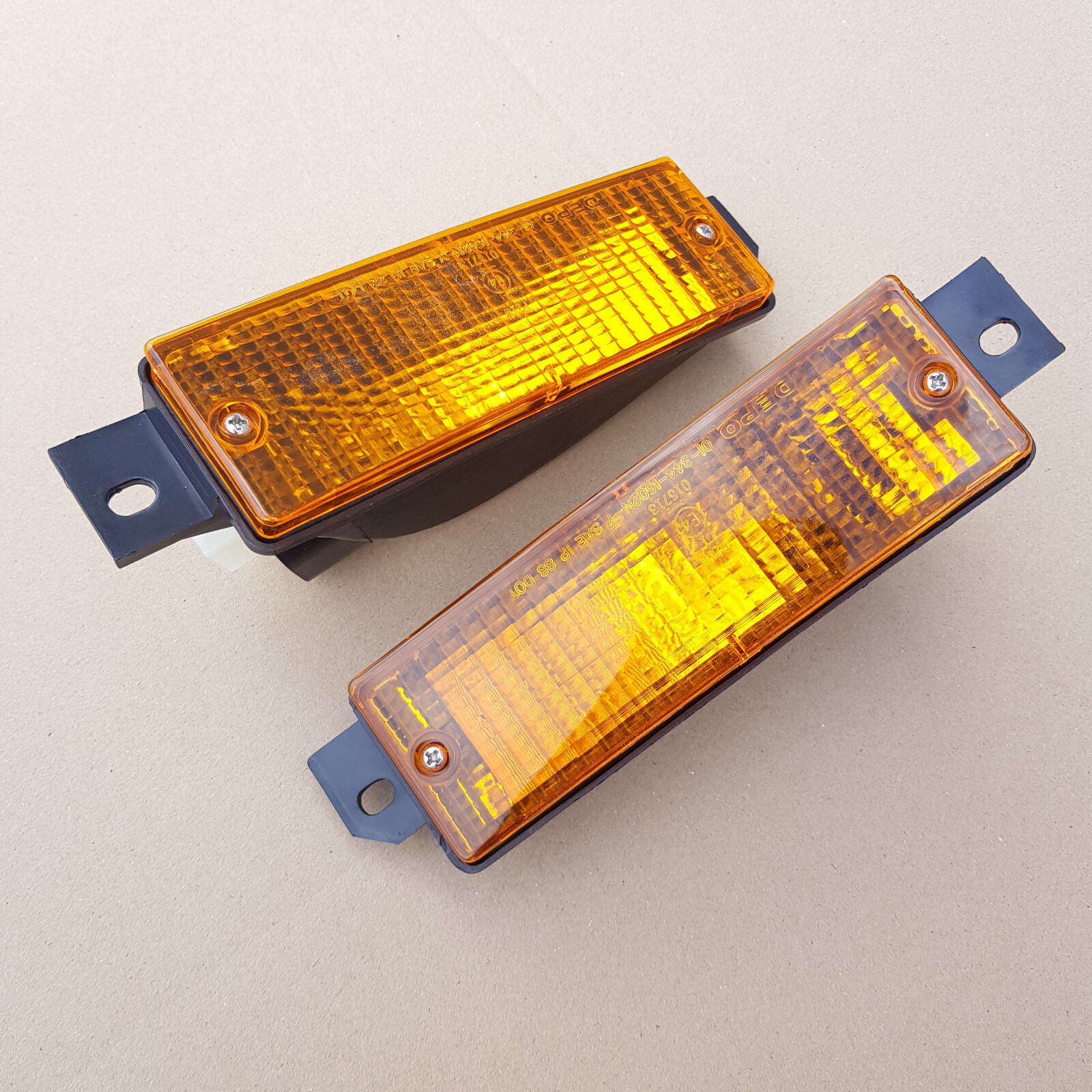 BMW E30 Turn Signal Indicators Light Front Bumper Corner Parking Lights ...