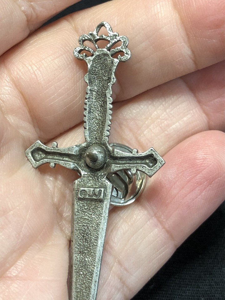 JJ Jonette Jewelry Silver Pewter DAGGER Jeweled Magic SWORD Signed Pin ...