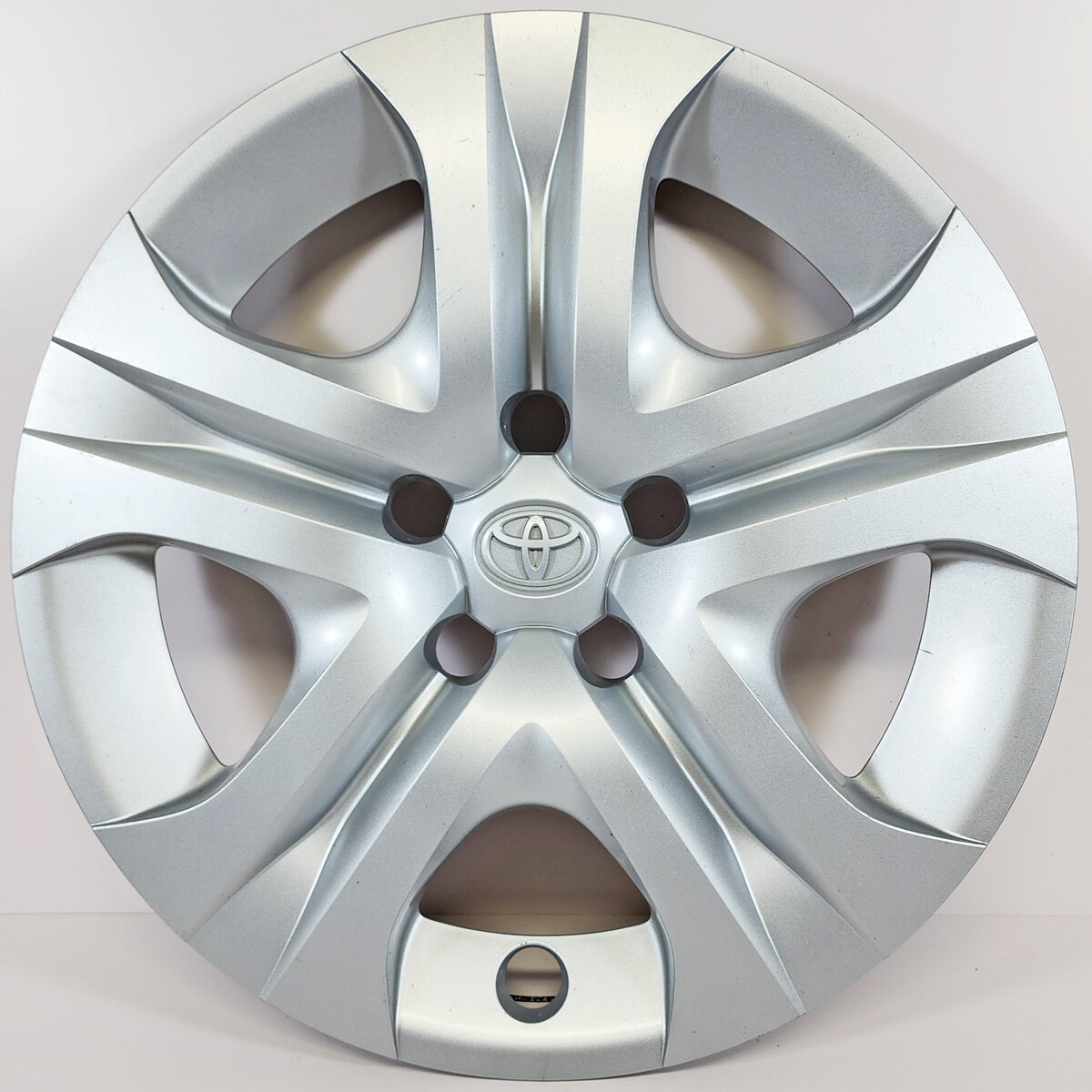 ONE 2013-2015 Toyota RAV4 LE # 61170 17" Hubcap / Wheel Cover OEM ...