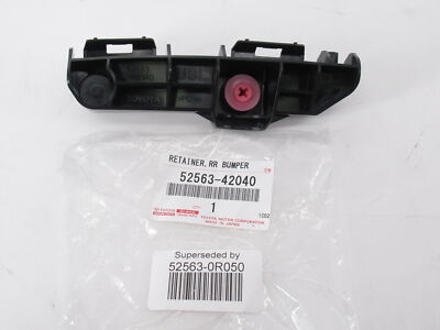 Genuine OEM Toyota 52563-0R050 Driver Rear Bumper Upper Retainer 2016 ...