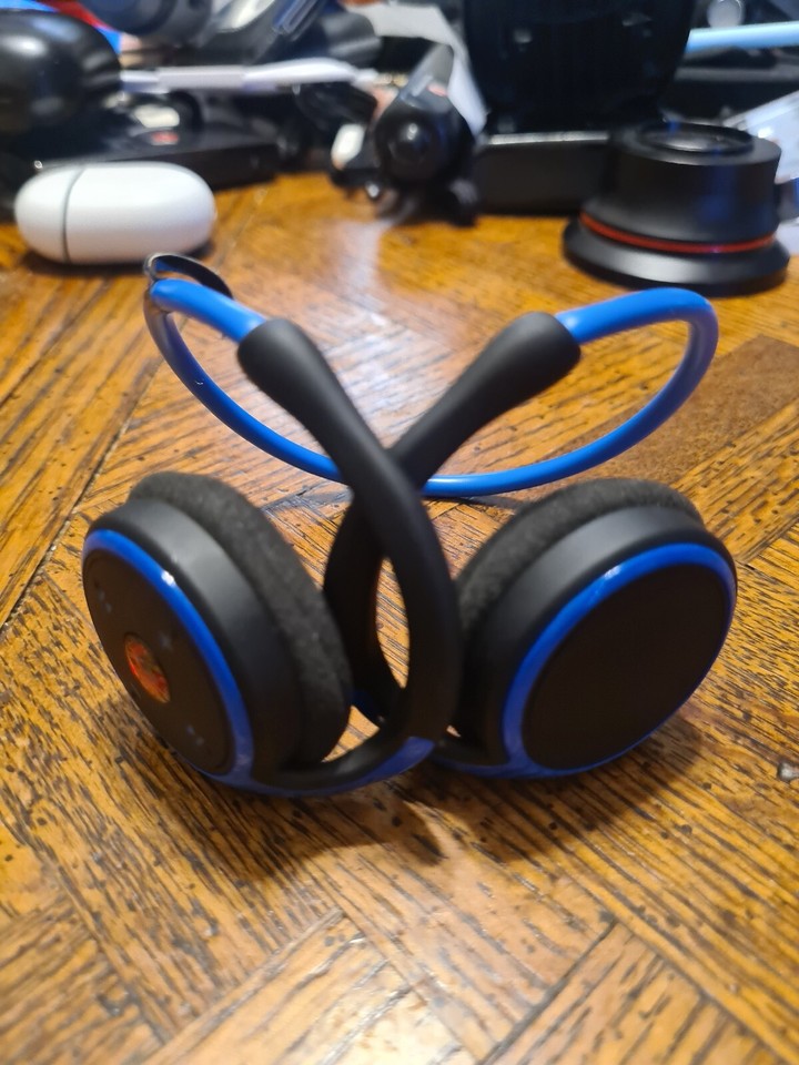 RTUSIA Small Bluetooth Headphones Wrap Around Head-Sports Wireless ...