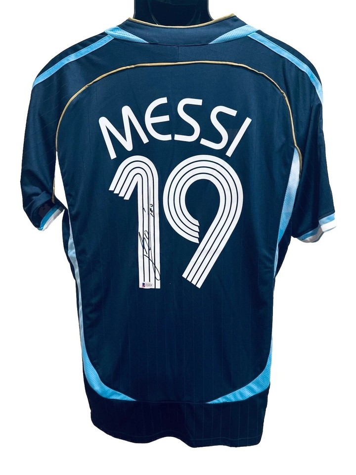 Lionel Messi Signed Jersey Argentina WC 2006 Beckett COA | eBay