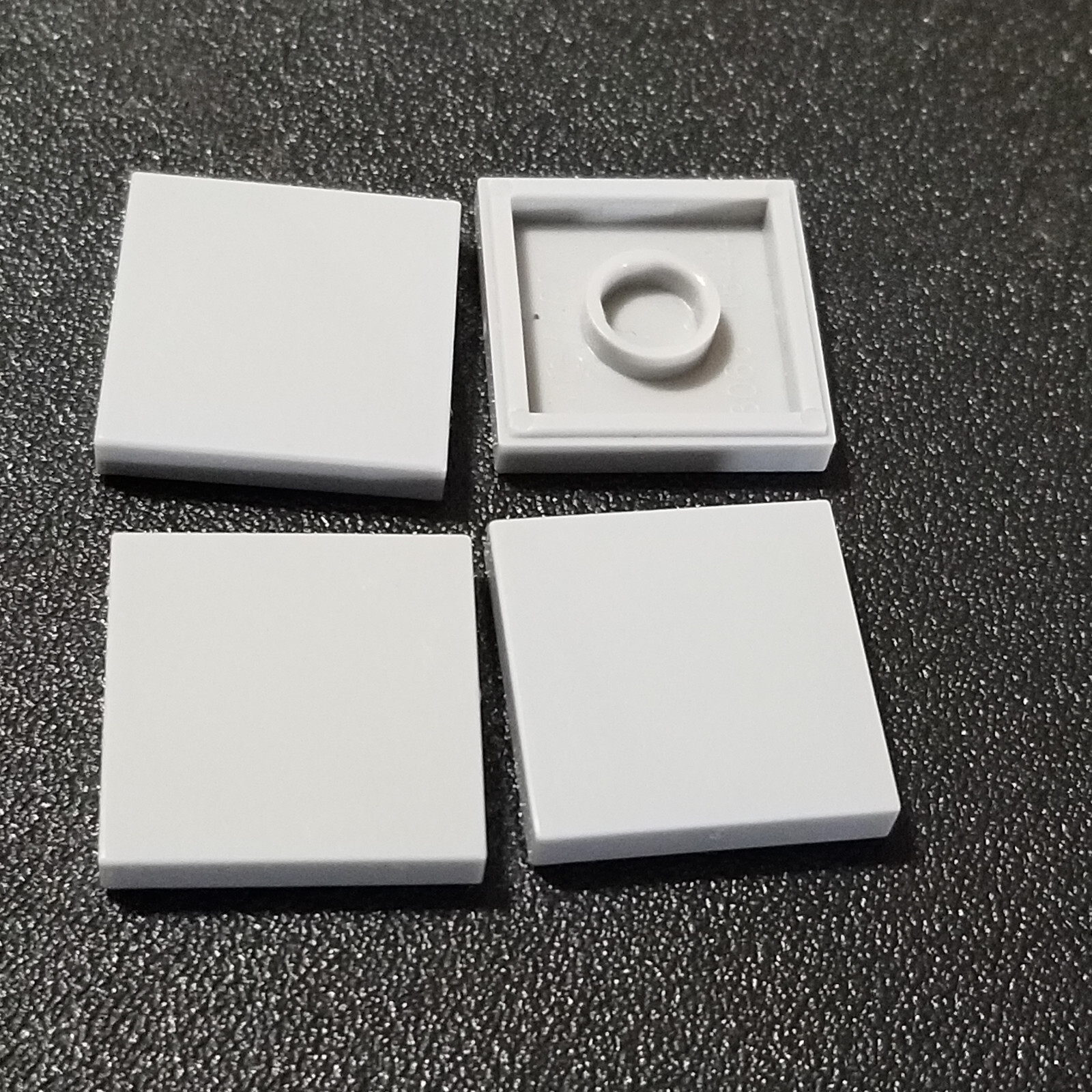 LEGO 2x2 Tile Light Bluish Gray Smooth Finishing Plate Part 3068 Lot of ...