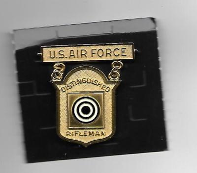 AIR FORCE GOLD DISTINGUISHED RIFLEMAN BADGE | eBay