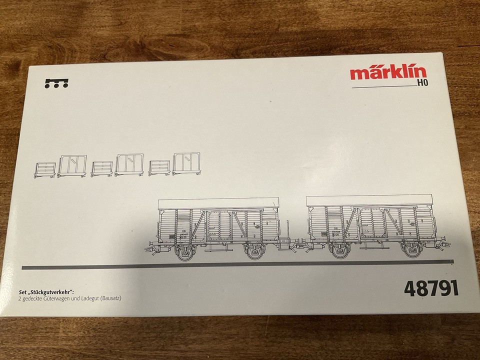 Marklin HO Freight Car Sets #46076 and #48791 - Cinder Transport and ...