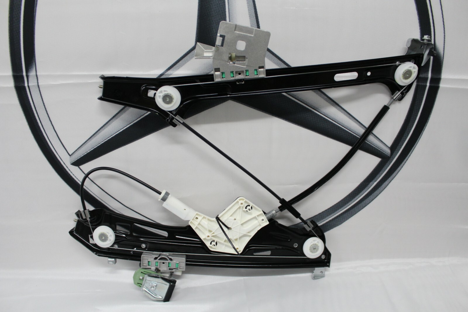 Mercedes-Benz CLS C219 Front Right Window Regulator A2197201046 Genuine ...