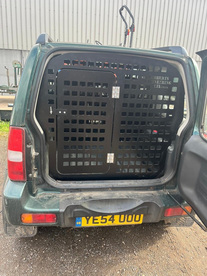 JIMNY REAR DIVIDER DOG CAGE MESH SCREEN VAN COMMERCIAL SEPERATOR BOOT ...