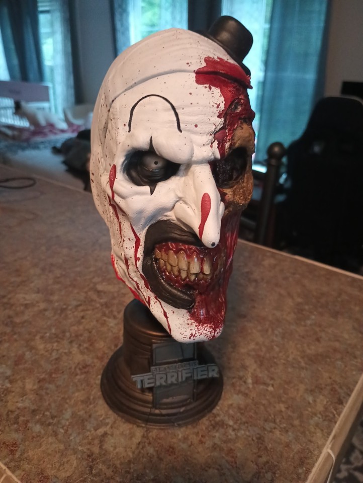 Terrifier Art the Clown Bust | eBay