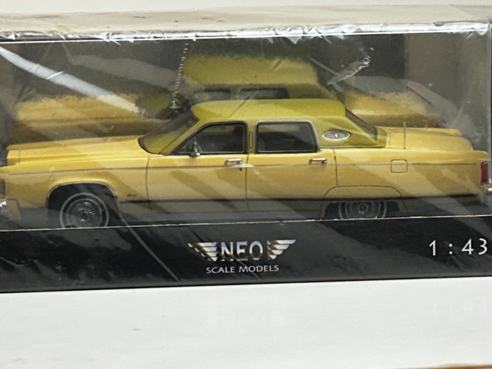 Neo 1:43 Scale 1977-78 Lincoln Town Car, Sealed Box | eBay