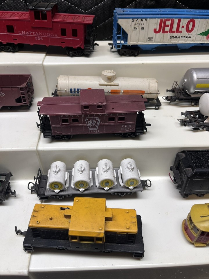Vintage HO Train Lot Evian Jello Sante Fe Southern Pacific | eBay