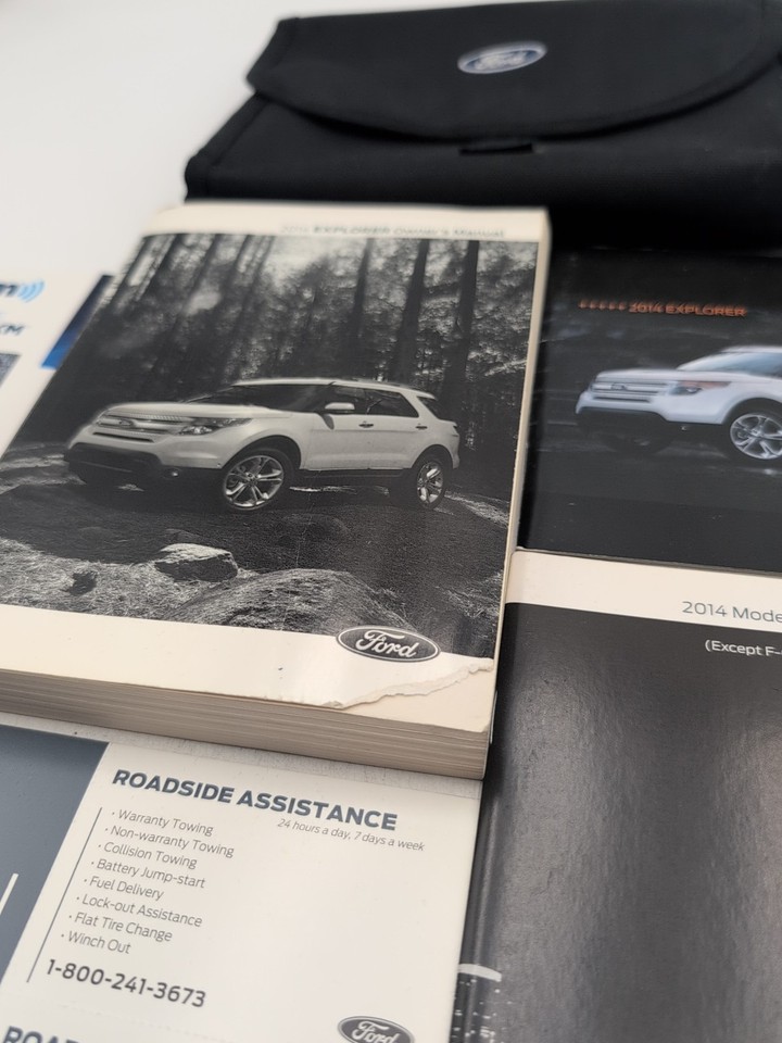 2014 FORD EXPLORER OWNERS MANUAL SET GUIDE w/case OEM | eBay