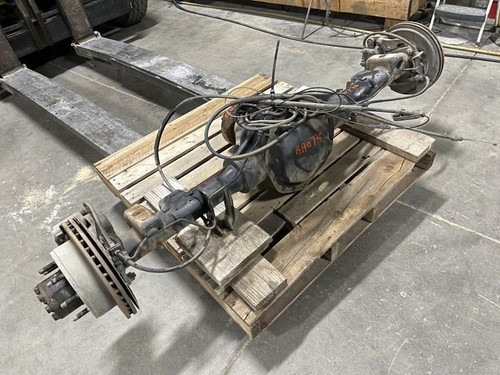 USED 02 SIER2500 REAR AXLE Single Rear Wheel 3.73 Locking Duramax GT4 ...