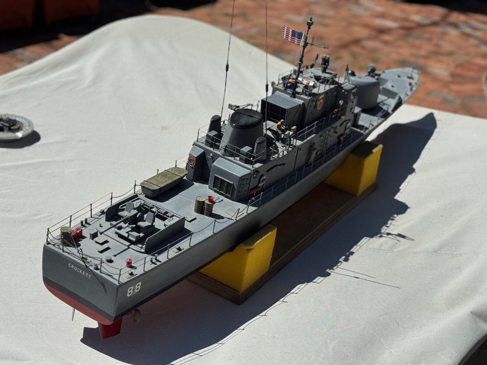 U.S.S. Crockett (DUMAS) 51" Inches Wooden Remote Control Ship - BUILT ...