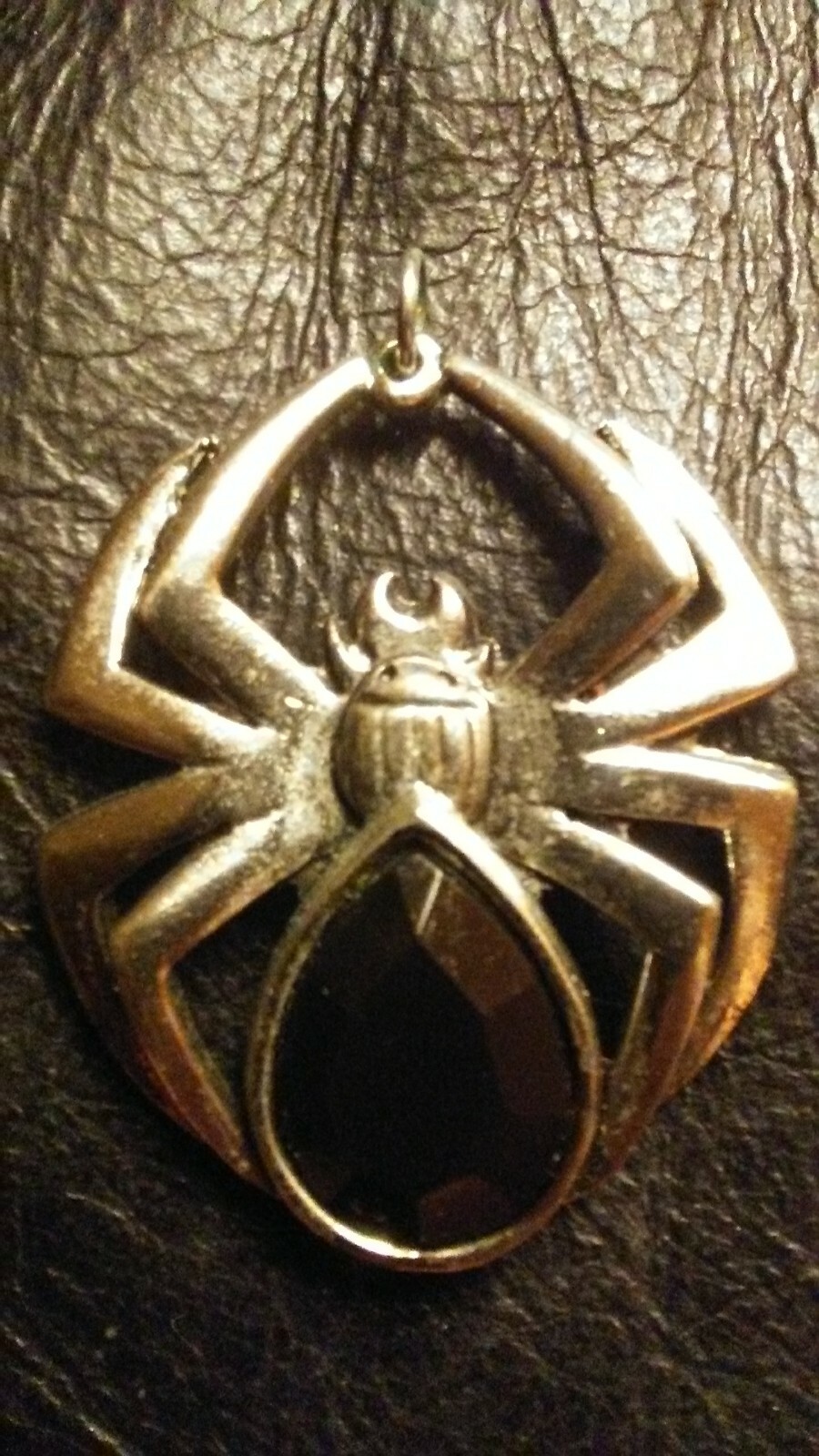 VINTAGE PEWTER ONYX BLACK WIDOW SPIDER PENDENT- GOTH- HEAVY METAL- PUNK ...
