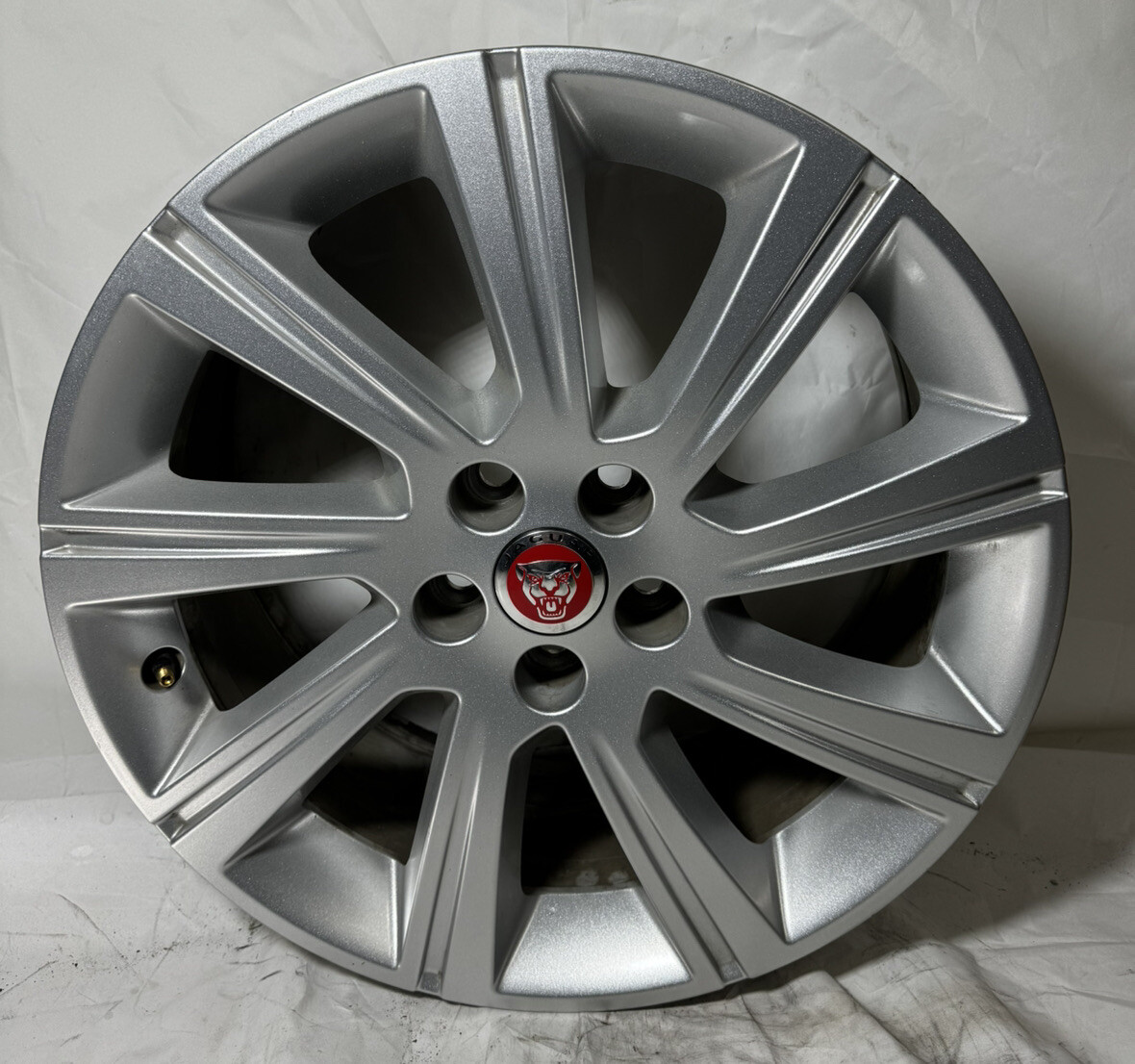 2018 - 2021 JAGUAR E-PACE X540 18" 9 Spoke Wheels Rims J9C5195 #1 | eBay