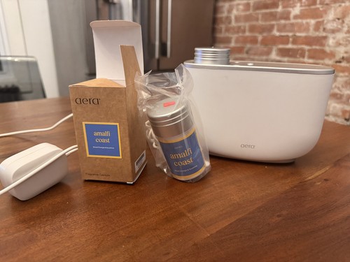 Aera Touch Diffuser AQ31 Essential Oils Scent Air Freshener With Amalfi ...