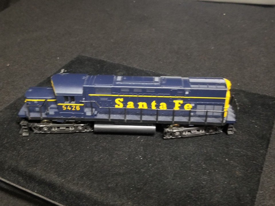 Model Power ( Lima) HO Scale Santa Fe #6650 Train Engine Alco 420 ...
