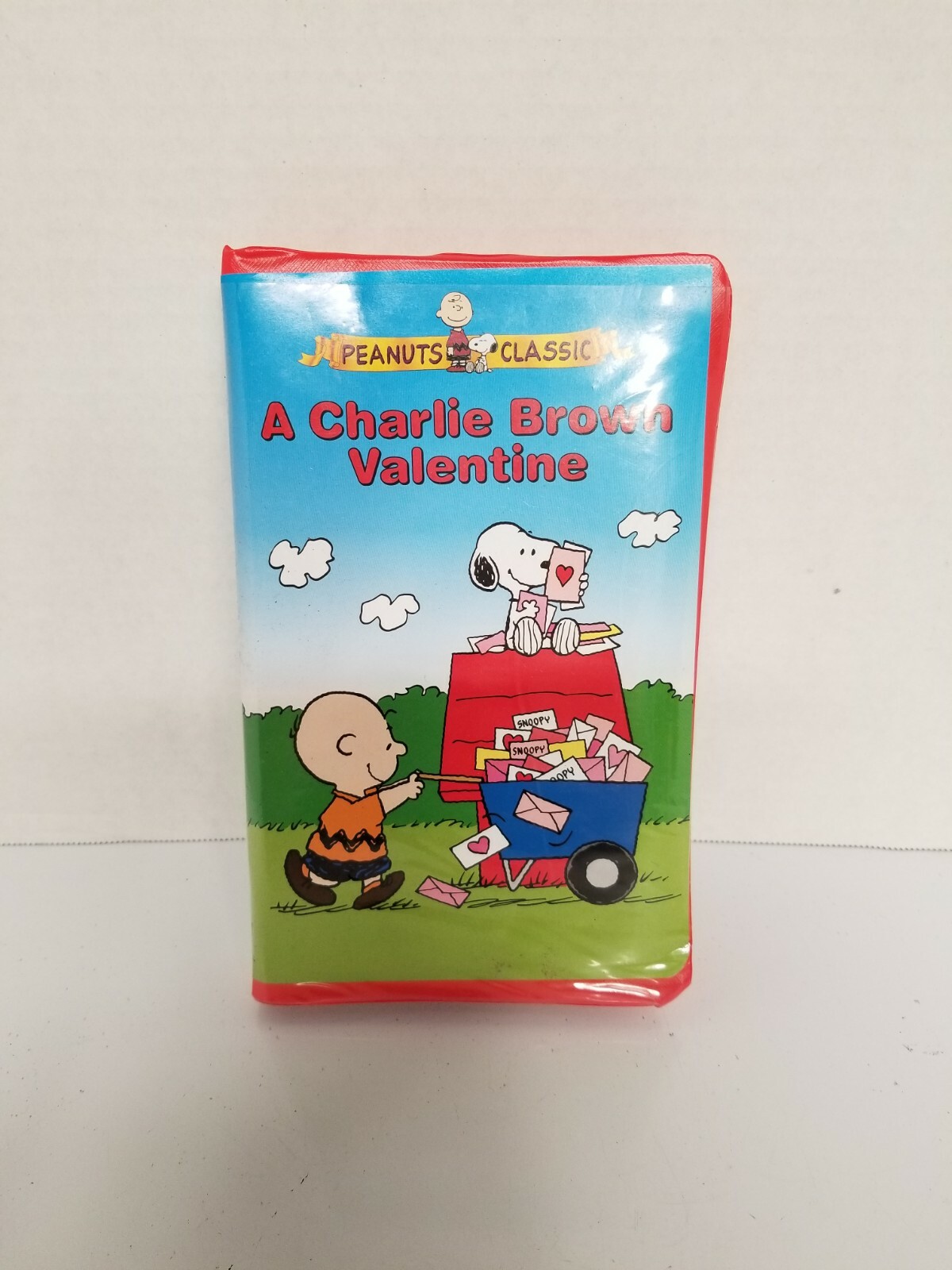 Peanuts: A Charlie Brown Valentine VHS 2002 Clamshell Case 97368797031 ...