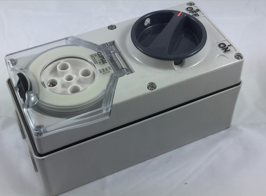 CLIPSAL 56CV532 Switch Socket Outlet 32A Three 3 Phase 5 Pin Combo ...