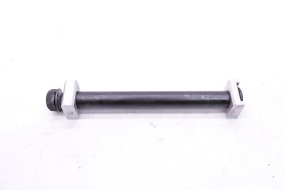 2005 YAMAHA YZF 600 R6S R6 REAR WHEEL AXLE RIM BOLT YZFR6 Y107 | eBay