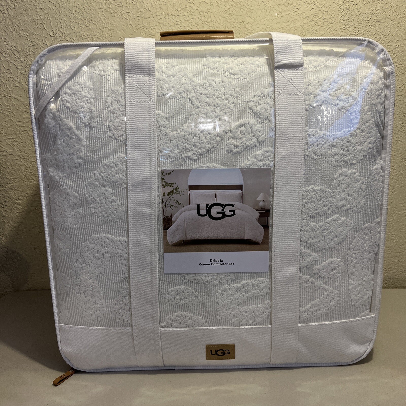 Ugg Krissia Queen Comforter Set 90”X92” 2Shams-26”X21” Color-Snow ...