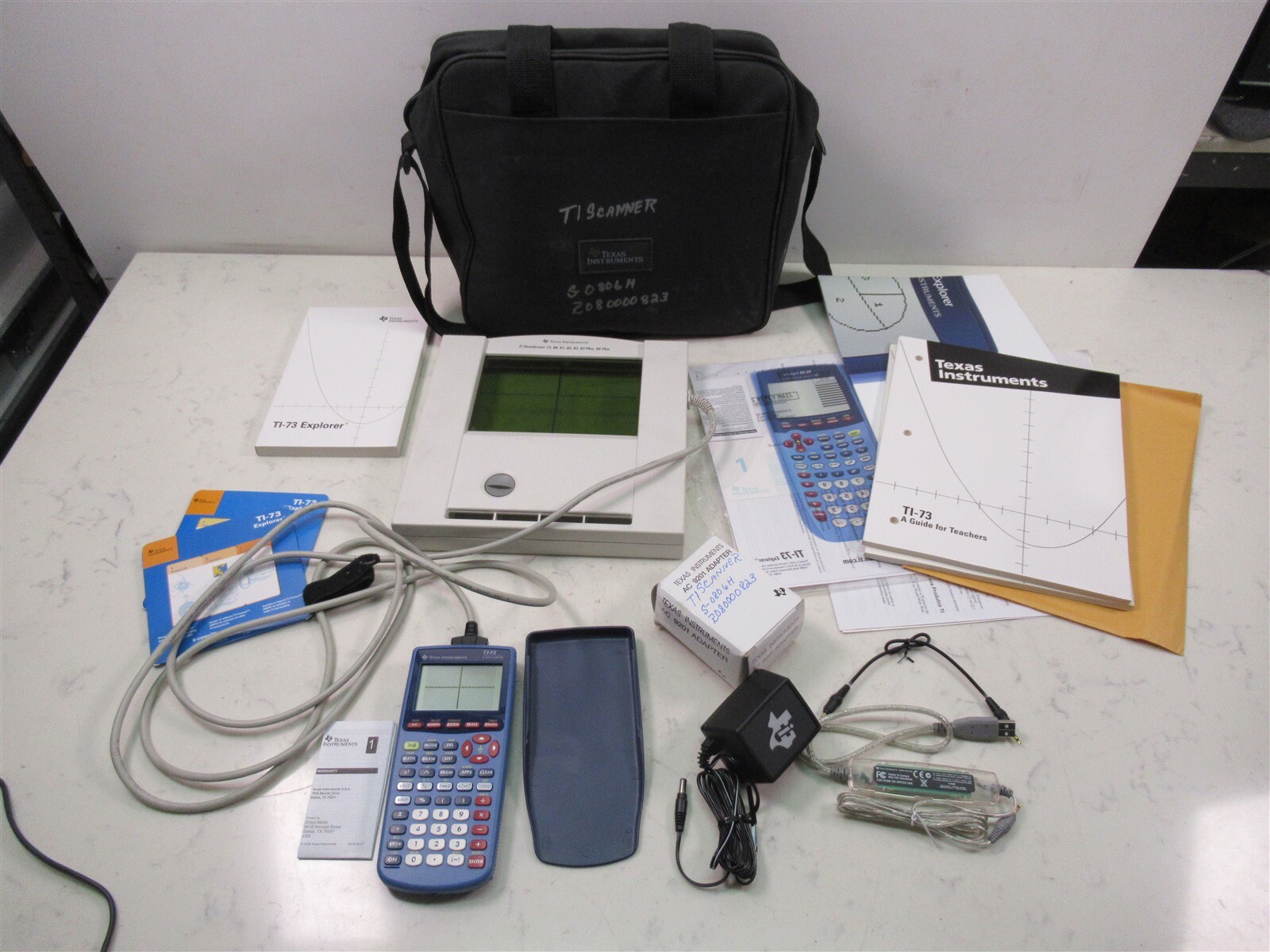 Texas Instruments TI-73 Explorer TI ViewScreen TI-Graph Link USB & Case ...