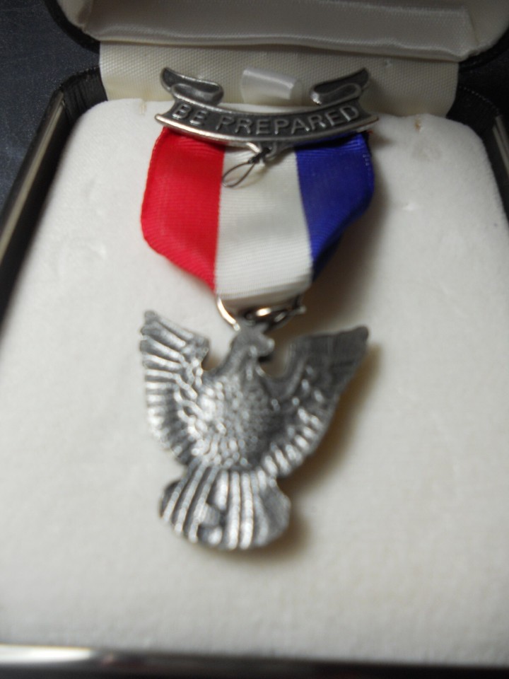 Boy Scouts of America Eagle Scout Pin Badge Medal Ribbon Be Prepared ...
