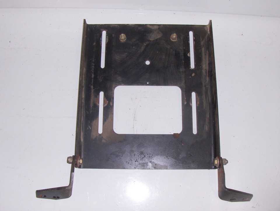 TORO WHEEL HORSE 212 5 SPEED LAWN & GARDEN TRACTOR SEAT MOUNT | eBay