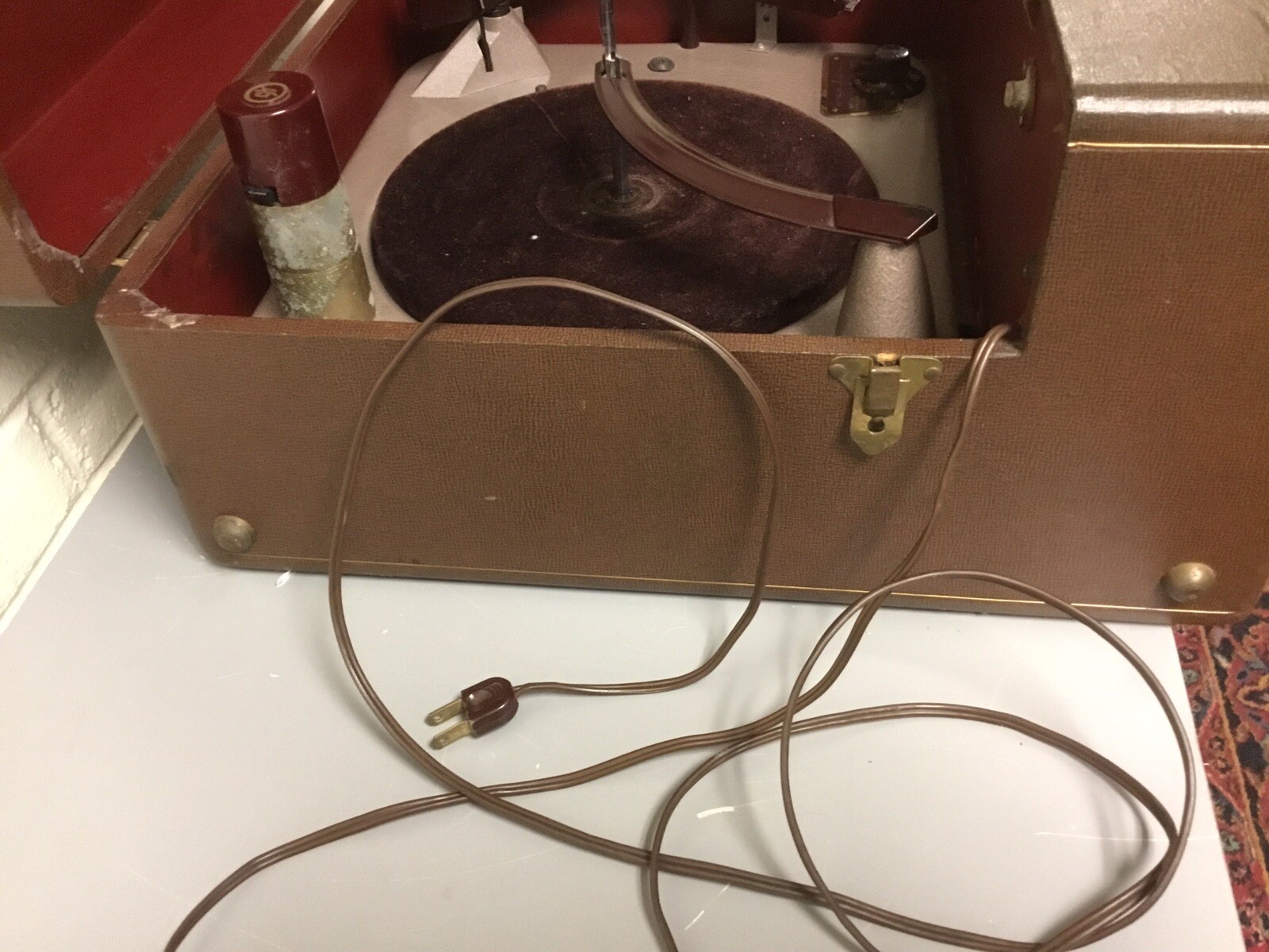 VINTAGE MONTGOMERY WARDS AIRLINE RADIO PHONOGRAPH RECORD PLAYER ART ...