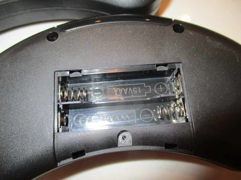 Sega Genesis AtGames Mini Console - 2 controllers + 80 Pre-loaded Games ...