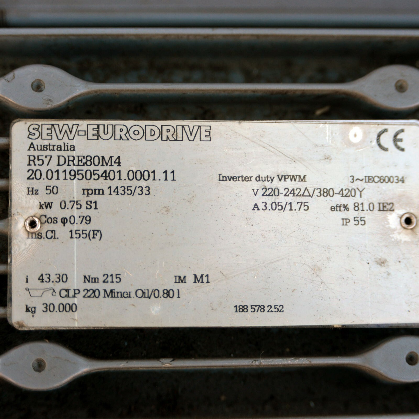 SEW EURODRIVE Gear Motor R57 DRE80M4 0.75kW 3 PHASE Gearbox 1435/33 ...