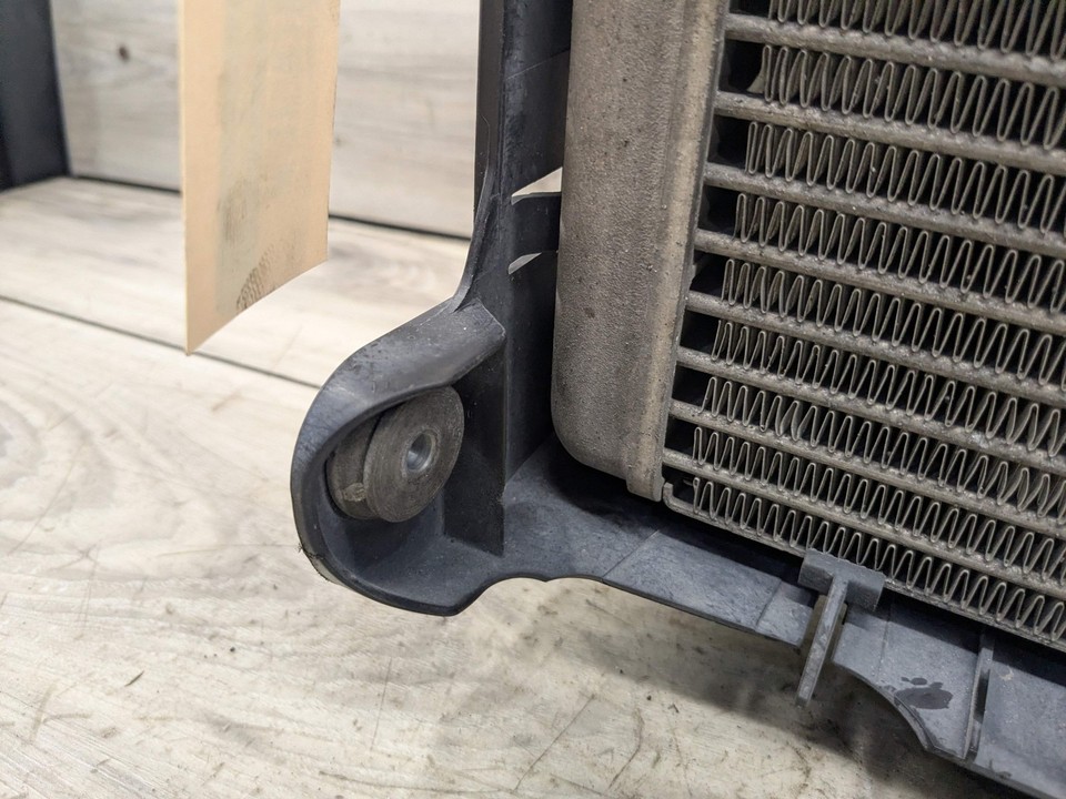 14-19 OEM BMW F15 F16 X5 X6 50iX N63 Engine Oil Cooler Radiator Right w ...