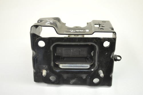 Support de montage moteur PEUGEOT 2008 1.6 HDI 2015 RHD 9801521580 ...
