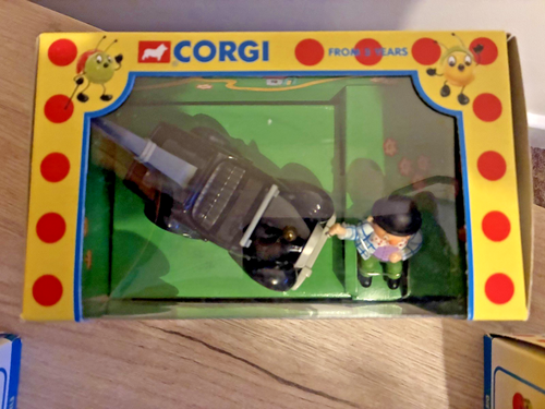 Corgi Noddy In Toyland Diecast model complete set of 6 Vintage cars ...