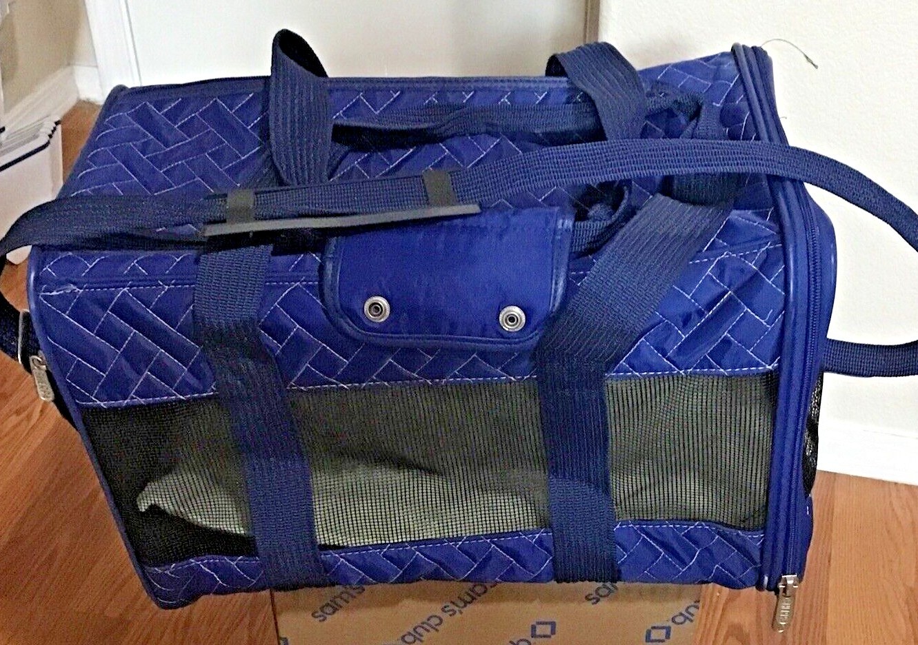 Quaker Pet Group small dog carrier blue Medium. Airline Approved | eBay