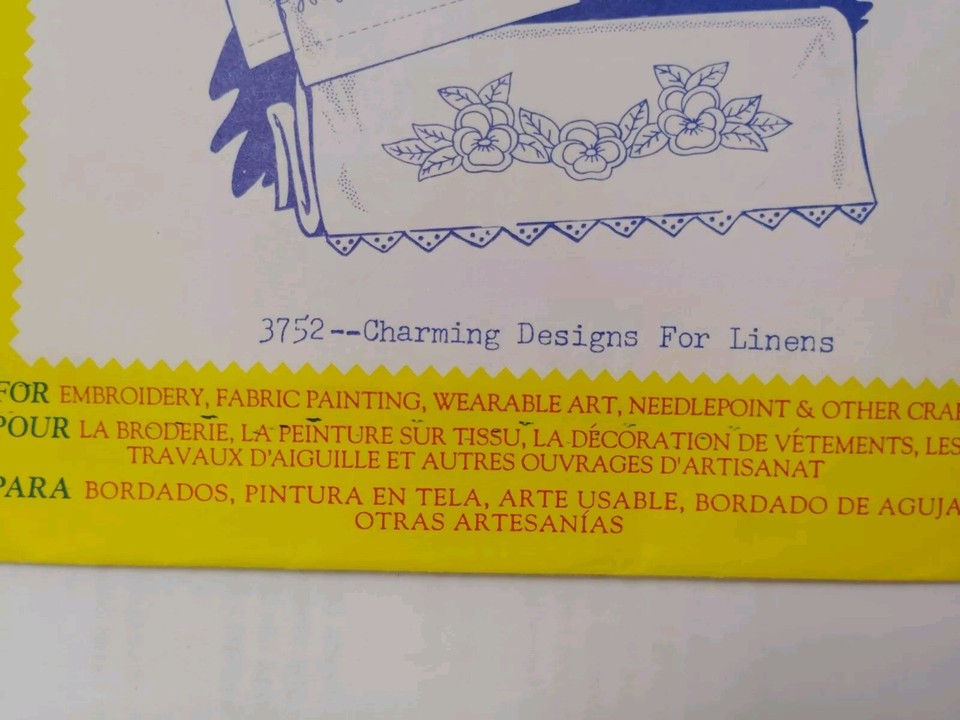 Linens Charming 3752 Floral Hot Iron Transfer Pattern Aunt Martha's ...