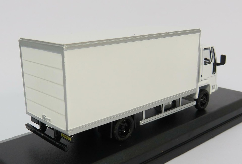 BNIB OO GAUGE OXFORD 1:76 76FCG002 Ford Cargo Box Van White Lorry | eBay