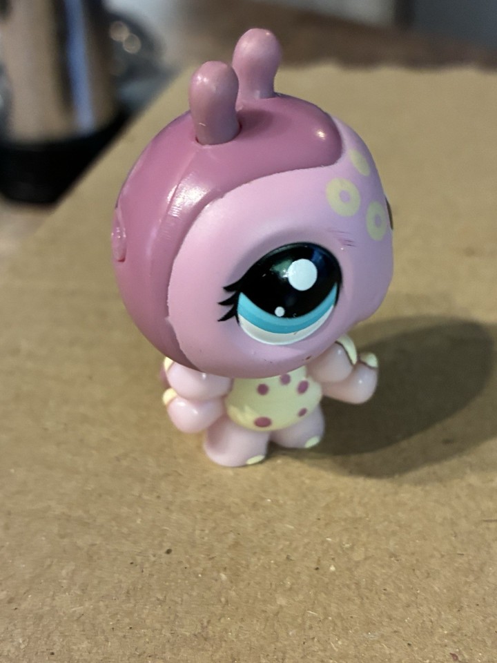 Vintage Hasbro Littlest Pet Shop (LPS) #2308 Light-up Ladybug Figure | eBay