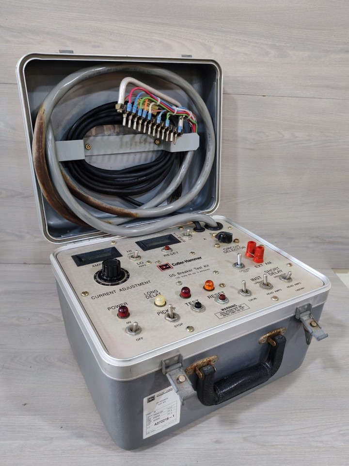 CUTLER-HAMMER DC 140D481G03 REV 21 A070216-1 DS BREAKER TEST KIT 120V ...