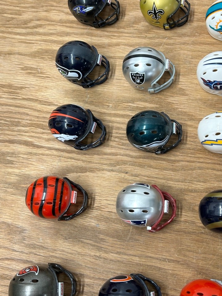 Riddell Mini NFL Football Helmets 32 Teams 1.5" Inches 2013 Complete ...