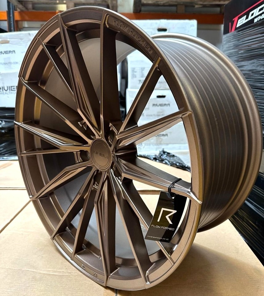 20"/BMW 3 Series F30 F31/Riviera RF14 Flow Formed/Matt Bronze/8.5j 10j ...