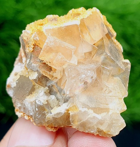 135 Carats Natural Top Class Cubic Fluorite Crystal From Baluchistan ...
