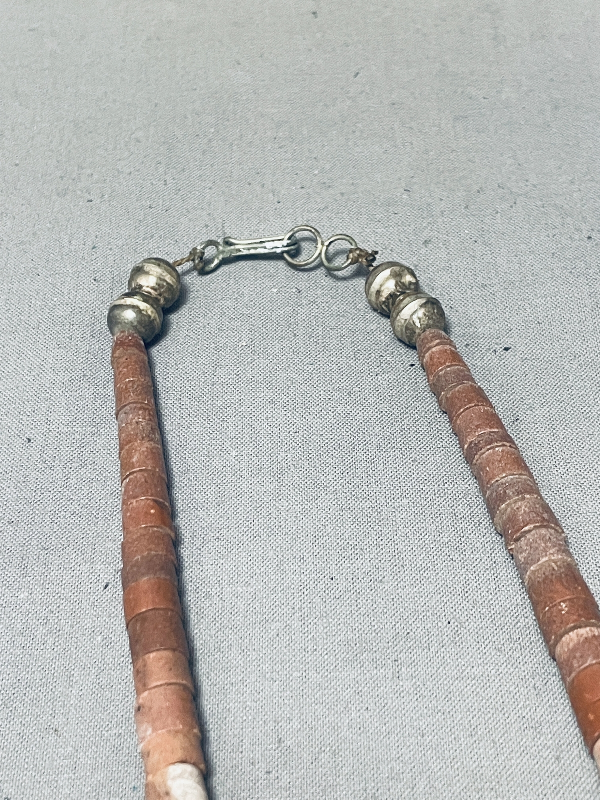 TRADITIONAL VINTAGE SANTO DOMINGO TURQUOISE PIPESTONE… - Gem